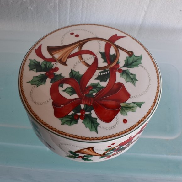 Mikasa | Holiday | Mikasa Maxima Jubilation Candy Dish With Lid Bone ...